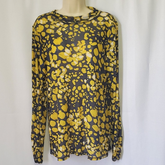 Logo Layers | Tops | Logo Layers Shear Top | Poshmark